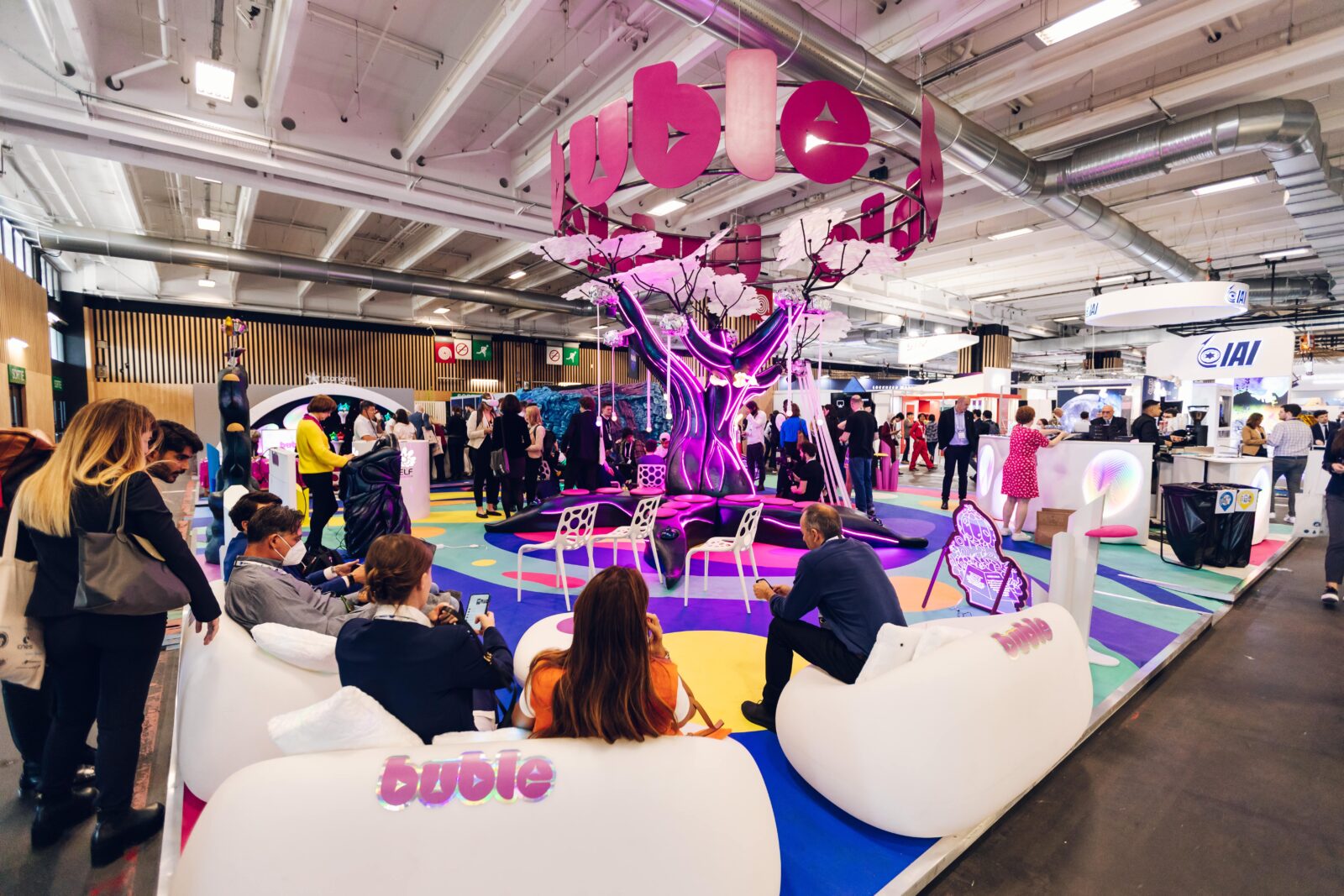 How to build a high performance booth team